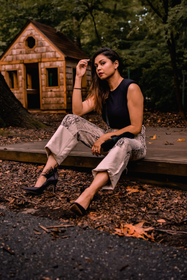 How To Wear Shoulder Pads When You Have Broad Shoulders - Myriad Musings